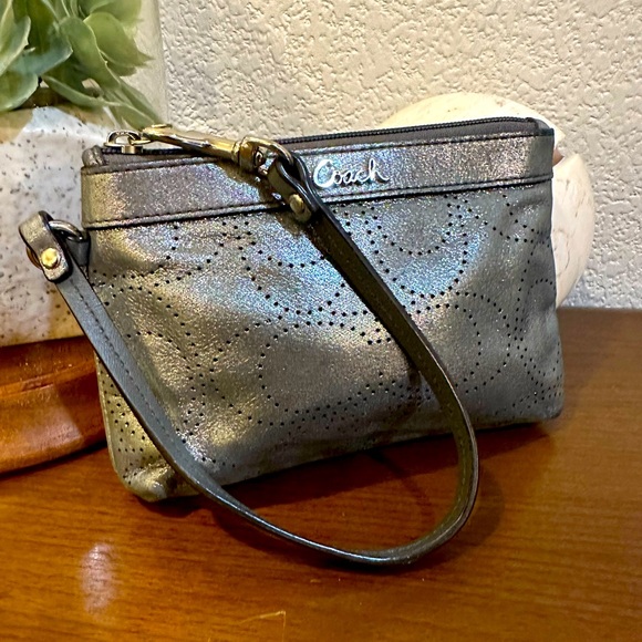 Coach | Bags | Coach Metallic Silver Signature Leather ...